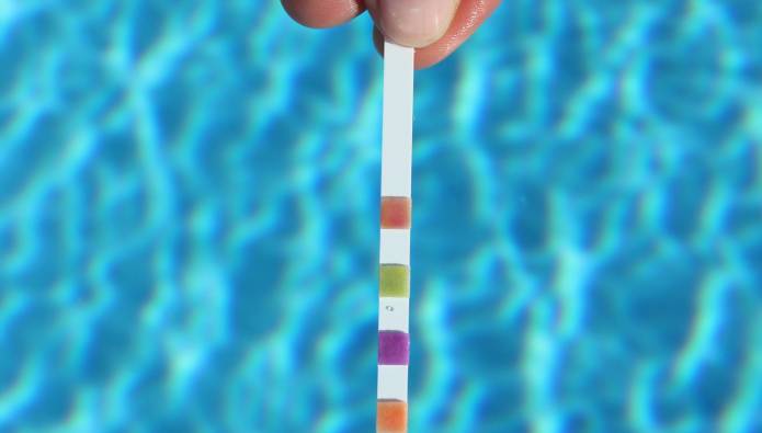 Comment se fait l'entretien d'une piscine ? - La Maison Des Travaux