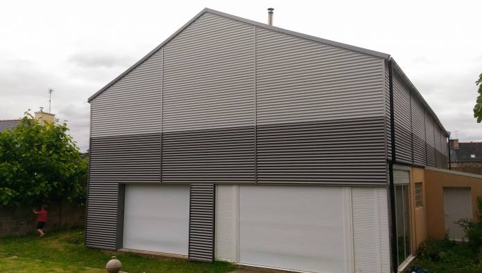 Rénovation de façade bardage bac acier à Pléneuf-Val-André - La Maison ...