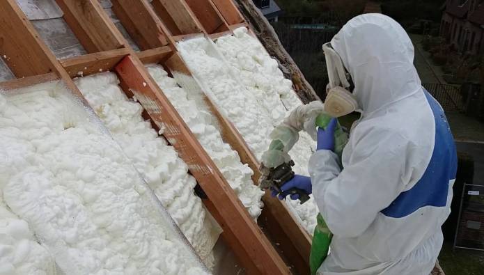 Combles perdus ou aménageables : quelle isolation ? - La Maison Des Travaux